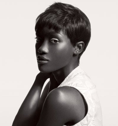 Iconic Styles - Essence | Essence