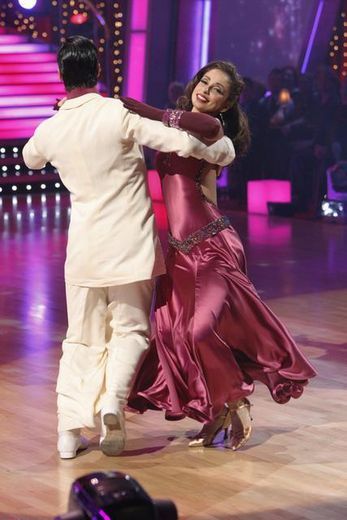 Mya: Dancing Queen - Essence