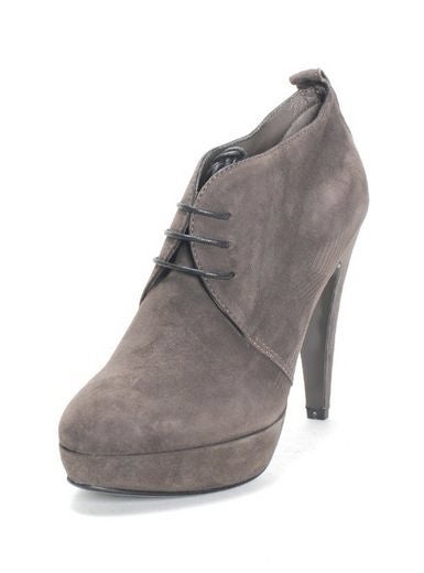 Sport Chic Shoes - Essence