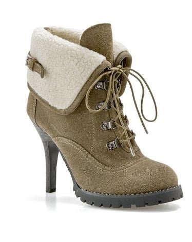 Sport Chic Shoes - Essence