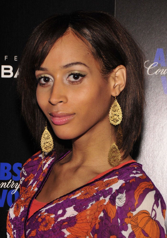 Former 'ANTM' Contestant Isis Gives Great Smize! - Essence | Essence