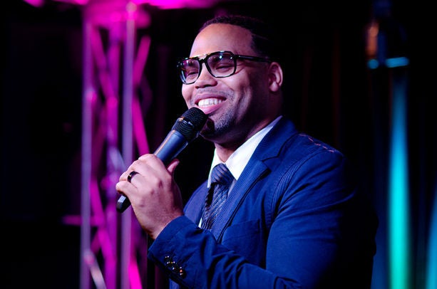 5 Things You Should Know About Eric Roberson - [site:name] | Essence