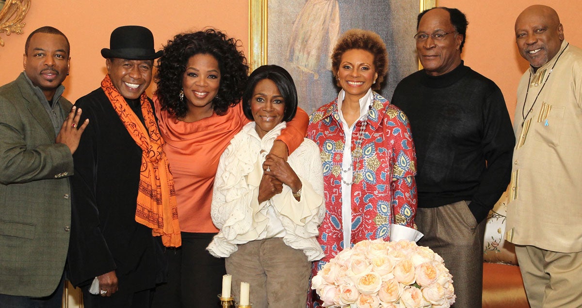 Oprah Reunites 'Roots' Cast for 35th Anniversary - Essence | Essence