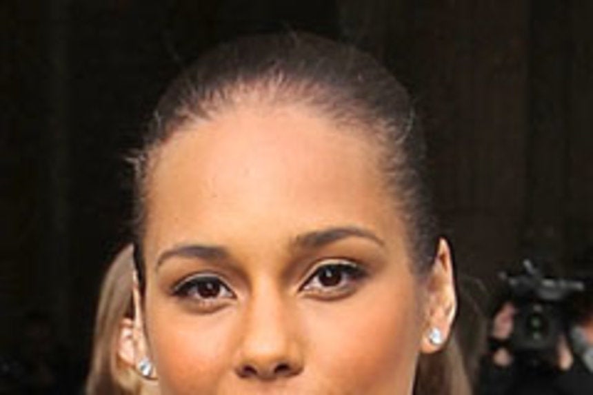 Look of the Day: Alicia Keys' Vivid Fuschia Lip - Essence