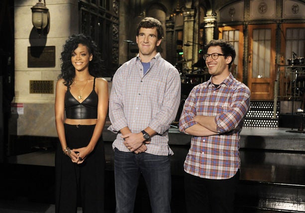 Must-See: Watch Rihanna Perform 'Where Have You Been' on 'Saturday ...