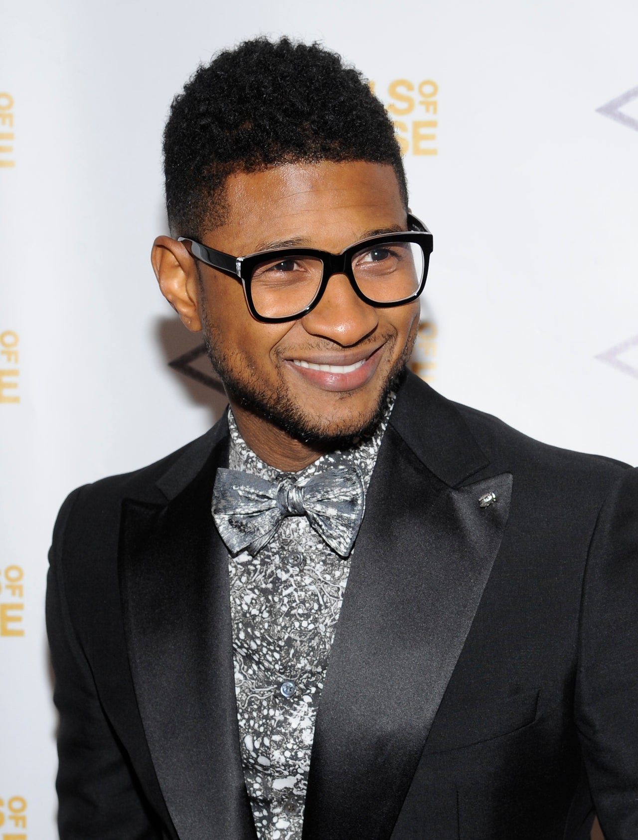 Usher's 911 Call to Report Stalker is Released - Essence | Essence