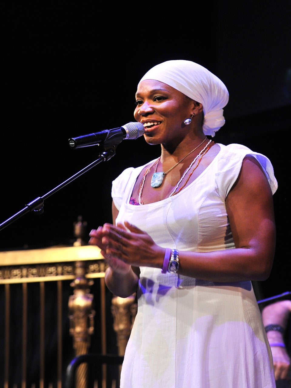 EXCLUSIVE: India Arie Talks New 'Cocoa Butter' Single, Addresses Skin ...