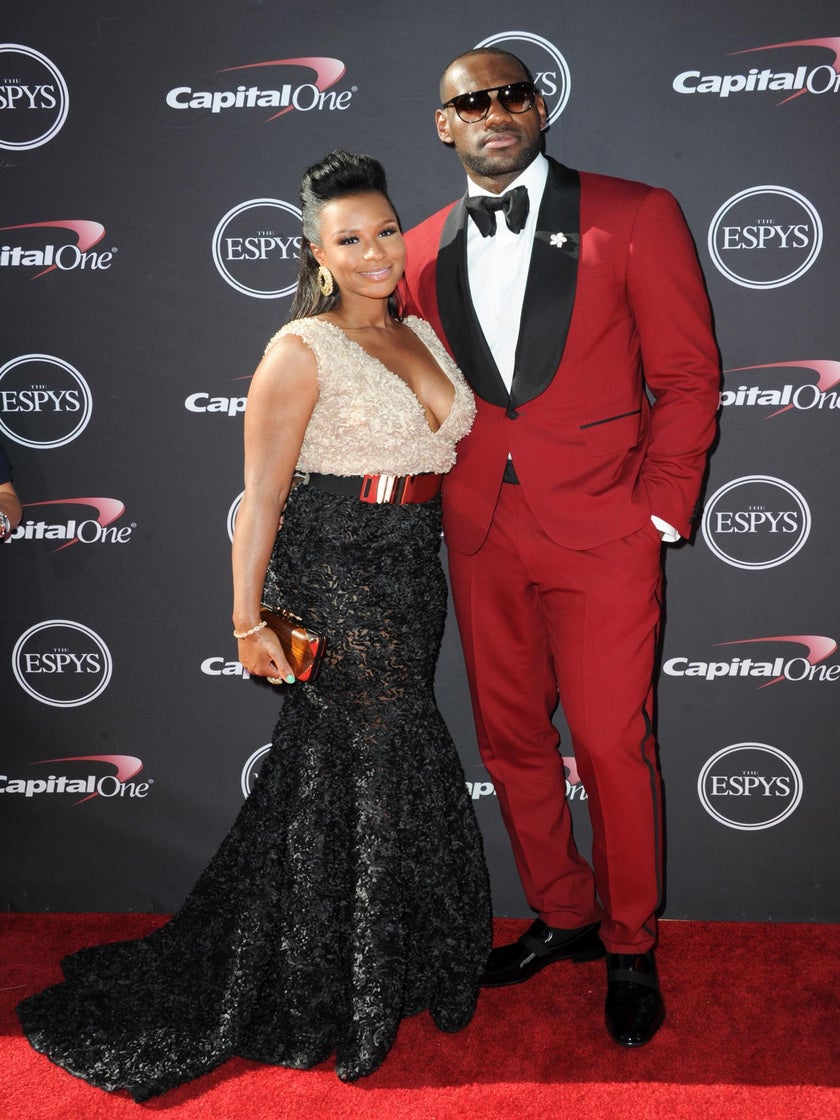 Lebron James Married Savannah Brinson