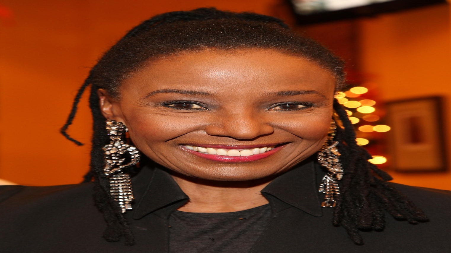 B. Smith Reveals Battle with Alzheimer's Disease - Essence