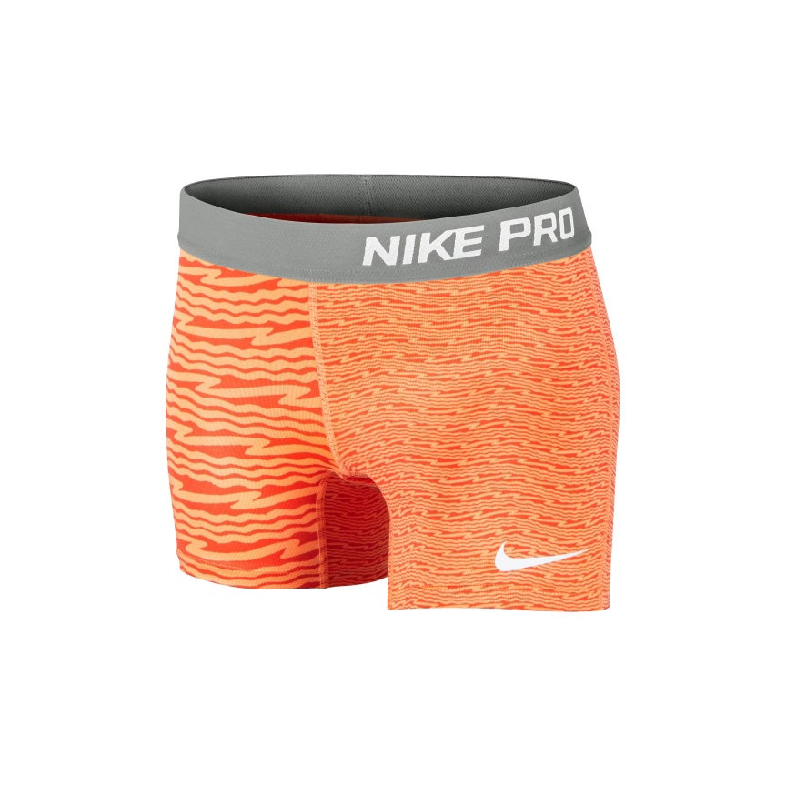 Athletic Wear: Trendy Triangles - Essence | Essence