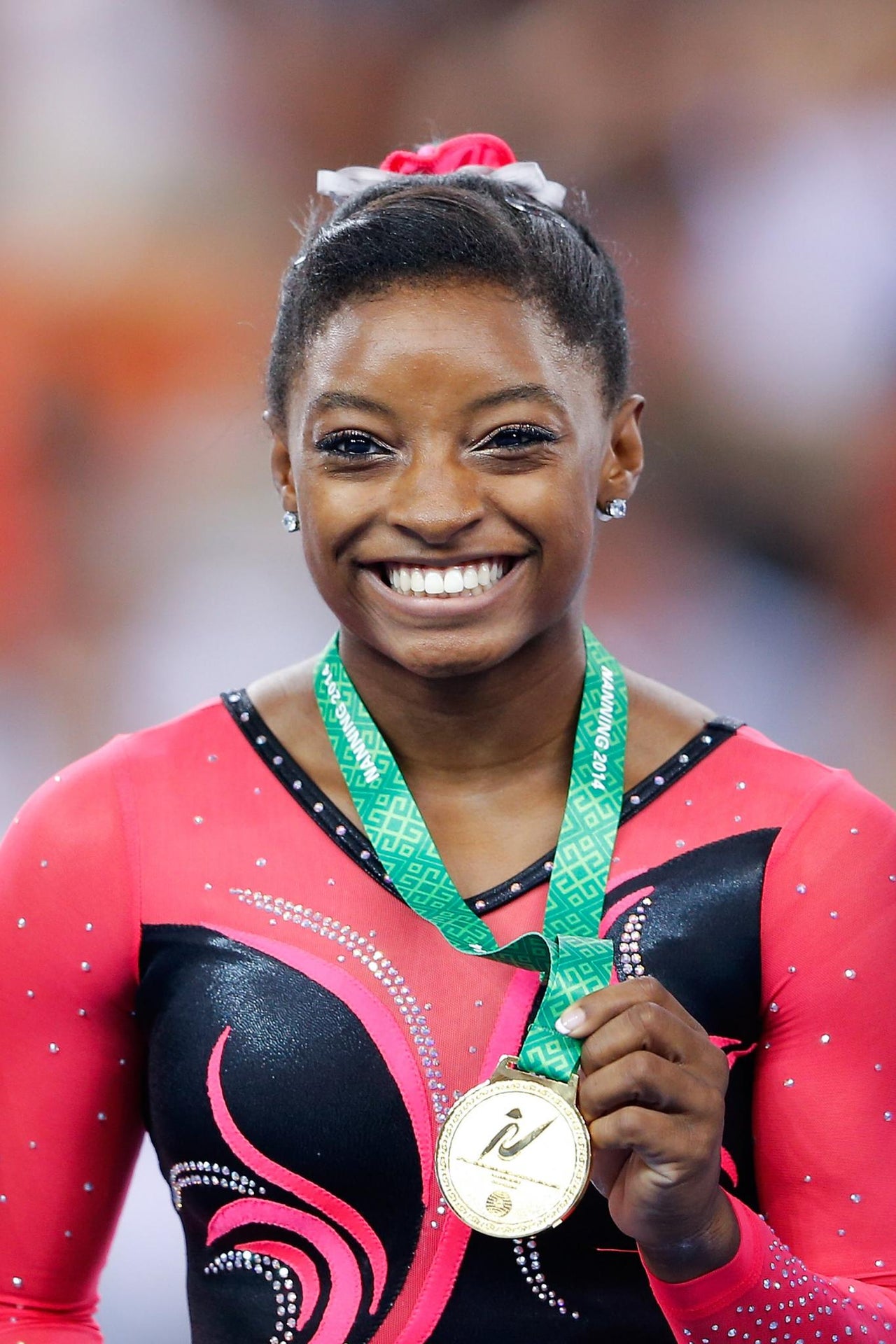 Simone Biles, 'Queen Bee' of the World Gymnastics Championship - [site ...