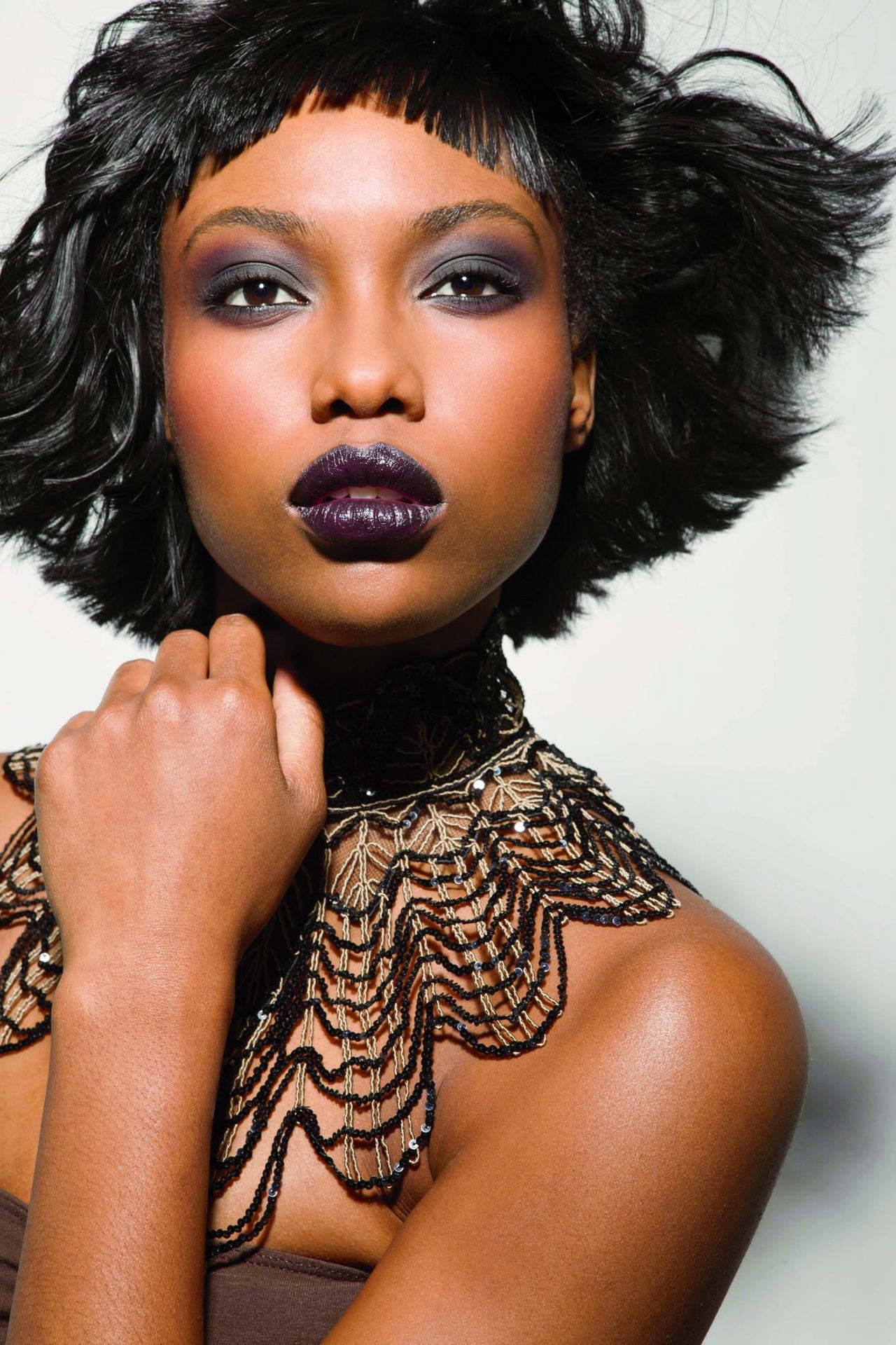 How To Get the Dark & Stormy Makeup Look | Essence