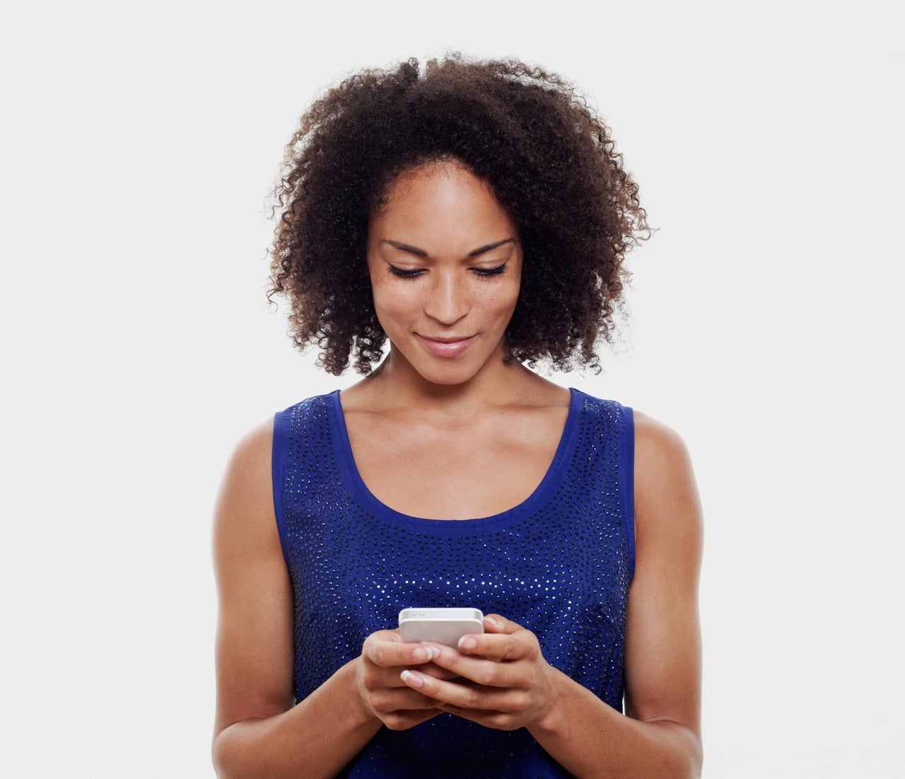 What Are Your Cellphone Habits When Attending Events? | Essence