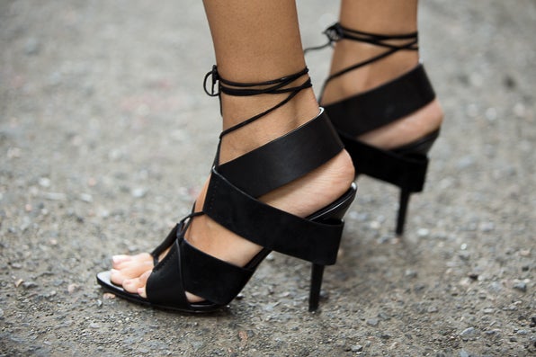 Accessories Street Style: 12 Eye-Catching Heels - [site:name] | Essence