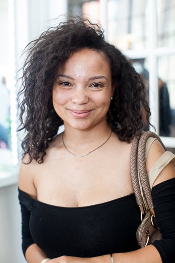 Hair Street Style: Trunk Show Magic - Essence