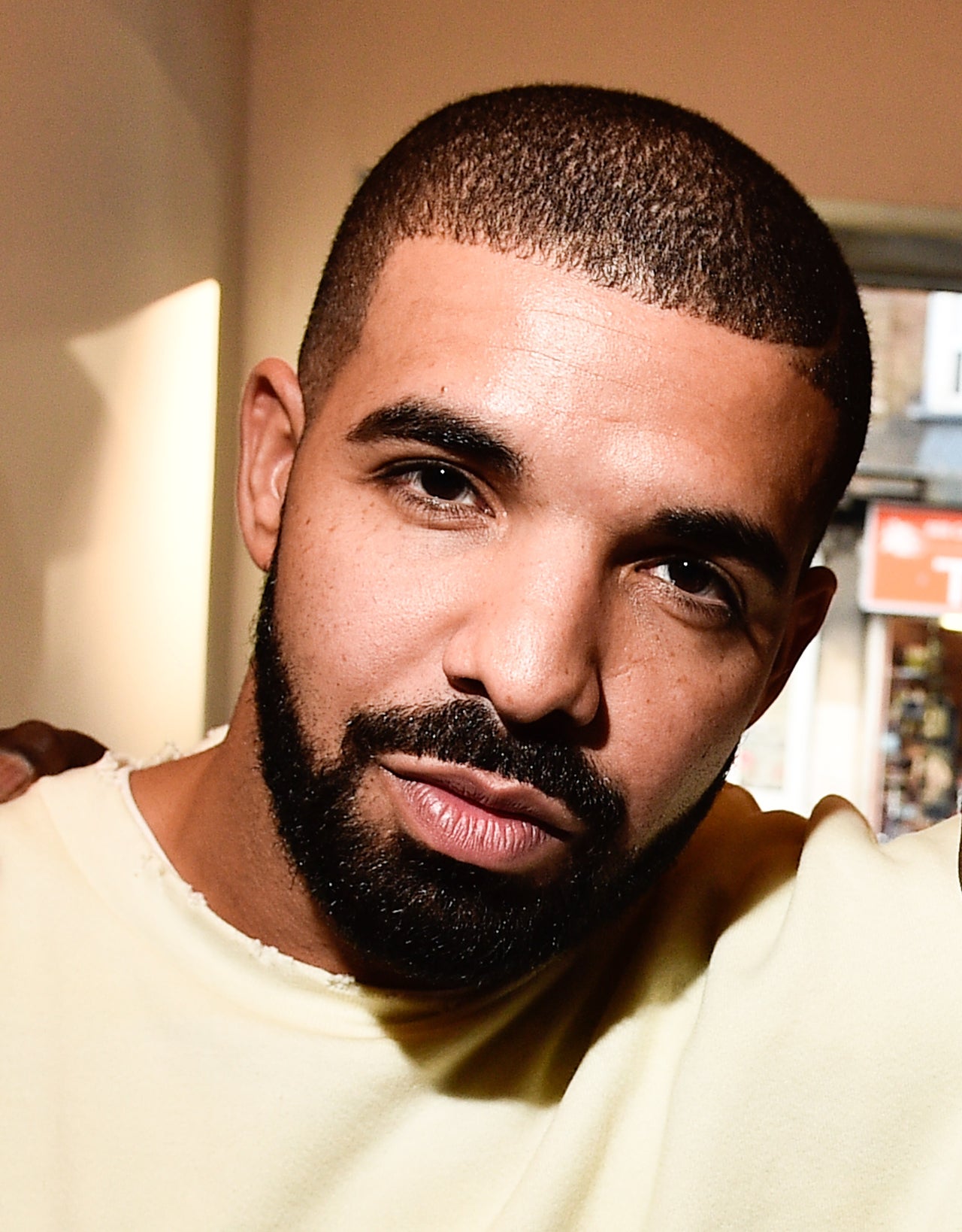 Drake Drops 'Hotline Bling' Video - [site:name] | Essence