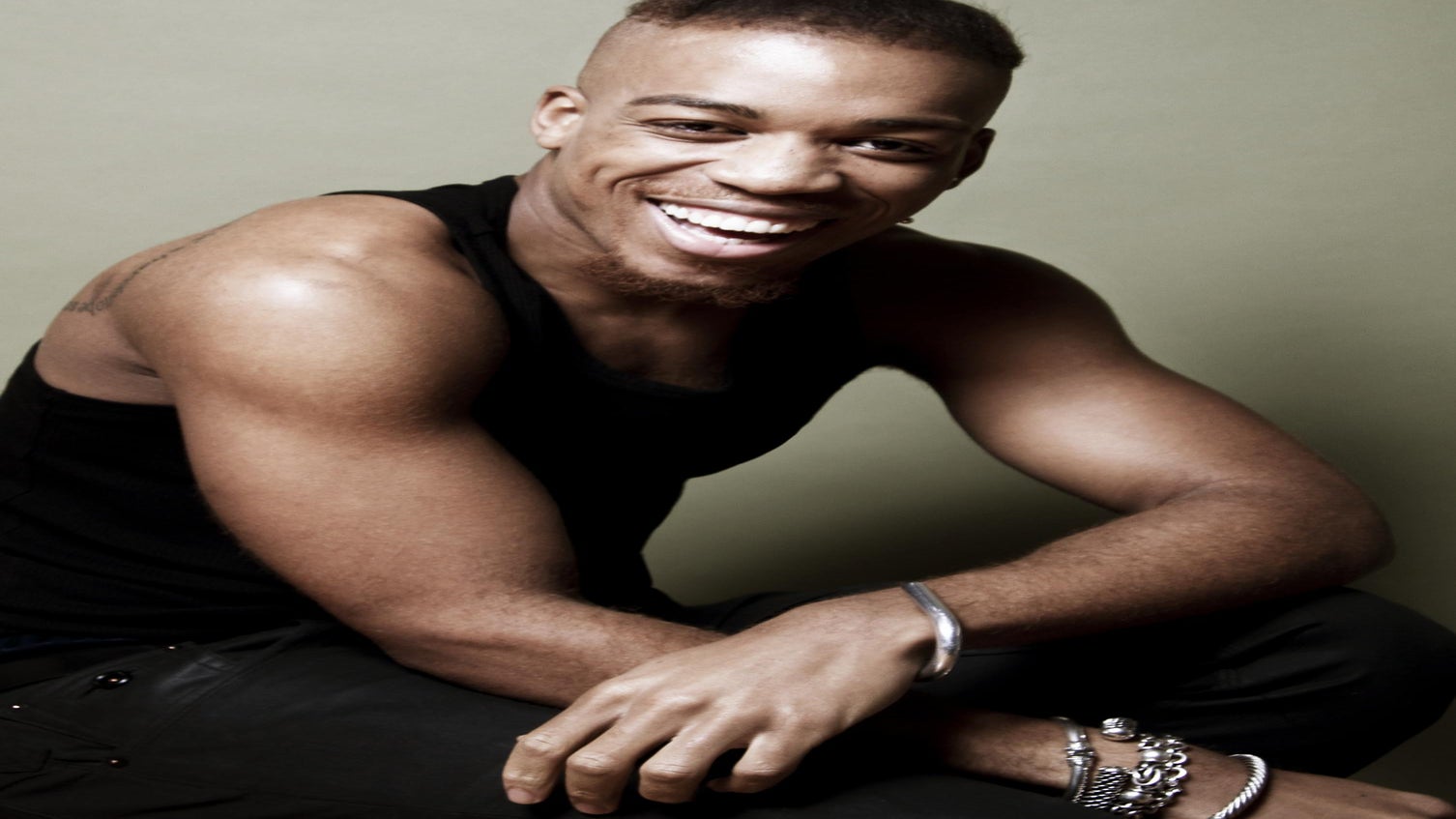 Lupita’s Hairstylist: The Story Behind Her Second Vogue Cover - Essence