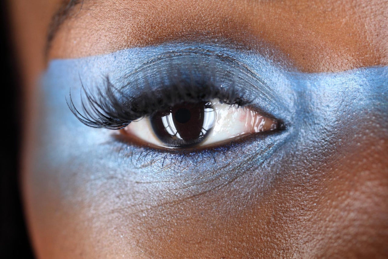 From The Pros: Makeup Safety Tips For Your Eyes - [site:name] | Essence