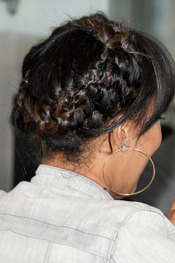 15 Cute Rainy Day Hairstyle Ideas - Essence