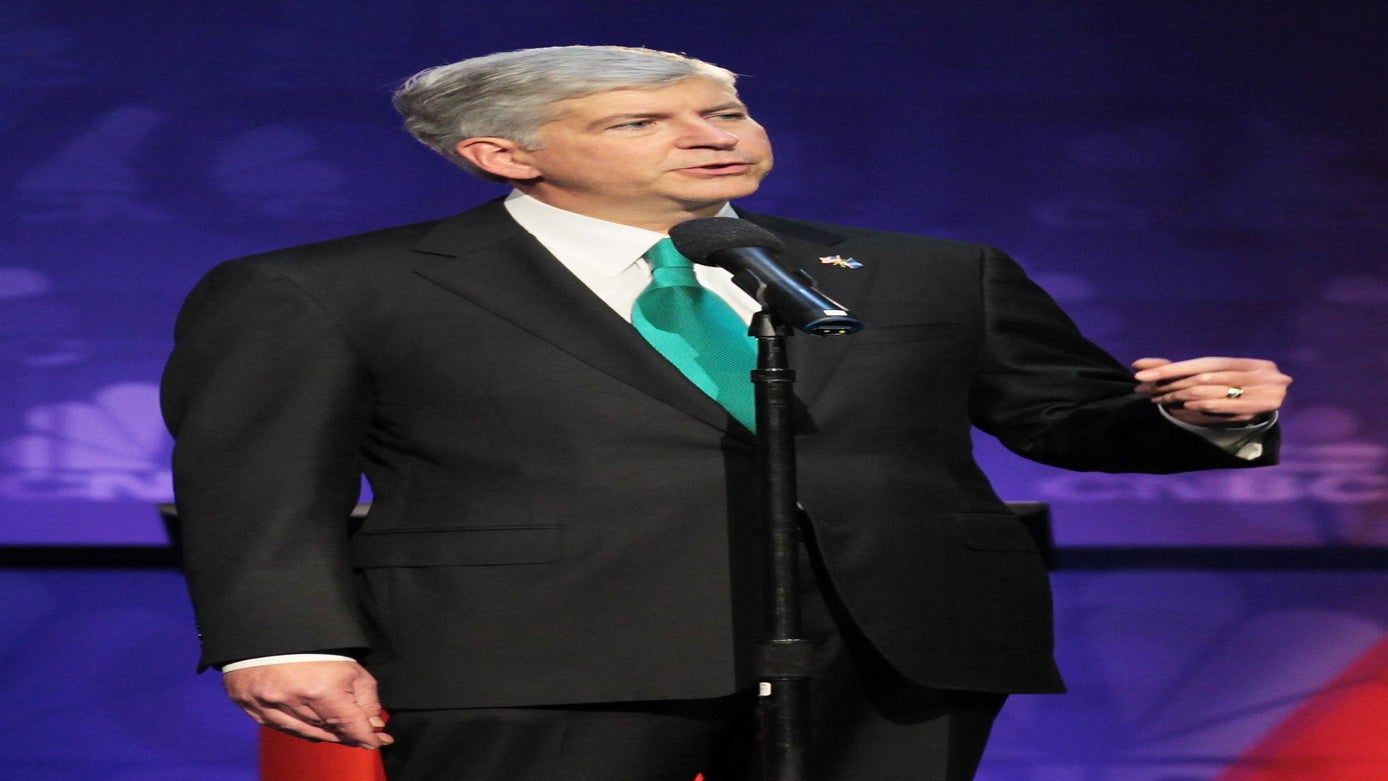 Michigan Gov. Rick Snyder Vows To Drink Flint Water For 30 Days - Essence