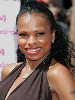 Singer Truth Hurts Viral Bus Performance of "Addictive' Singer Truth ...