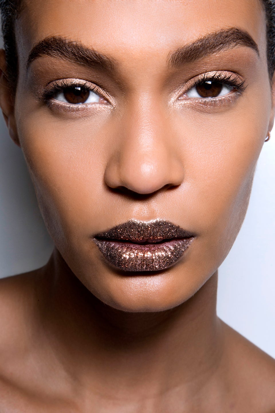 The Only 4 Steps You Need For Perfect Brows - Essence