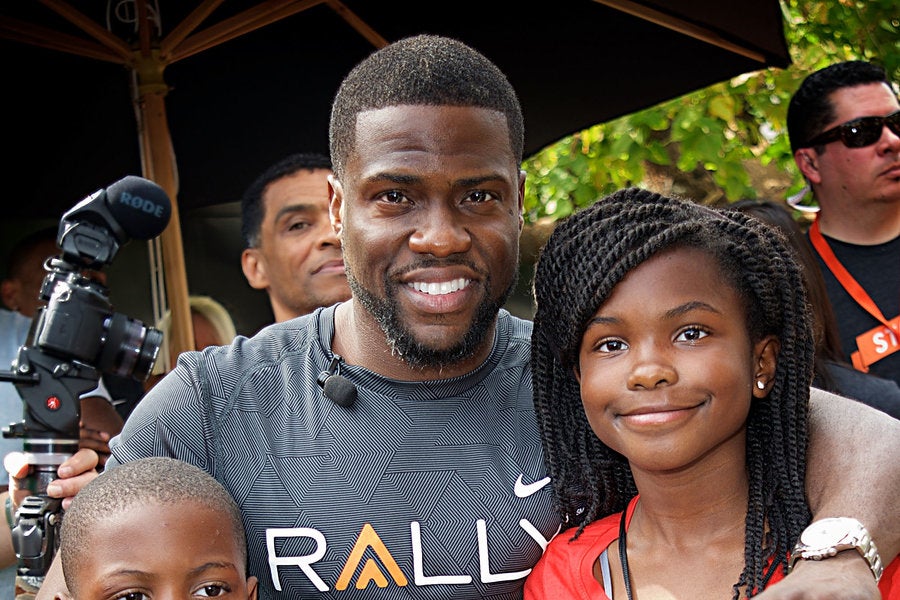 12 Single & Co-Parenting Celebrity Fathers Who Are Proud to Be Dad ...