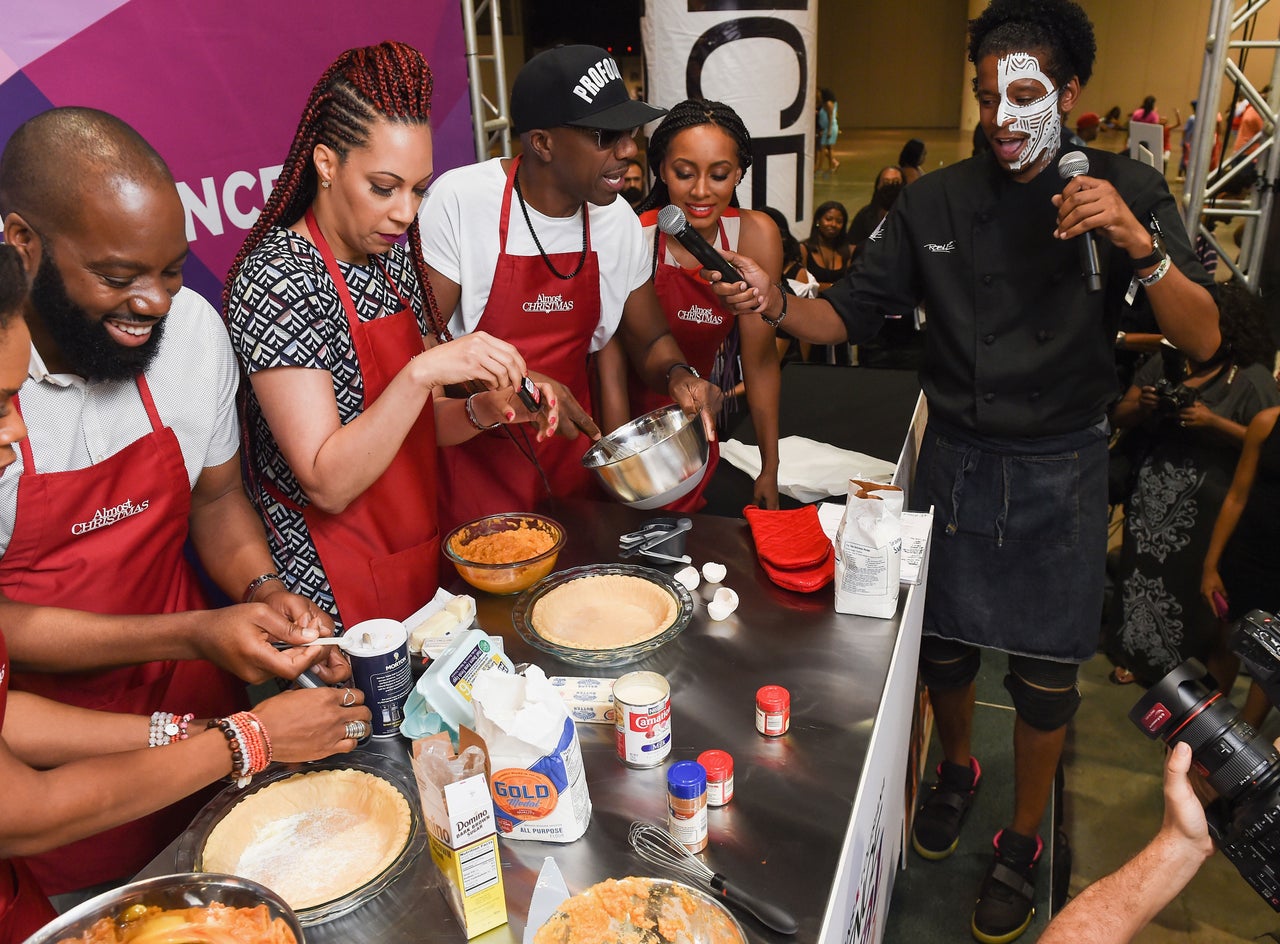 Chef Roblé Hosts Epic Celebrity Cook Off at ESSENCE Festival | [site ...