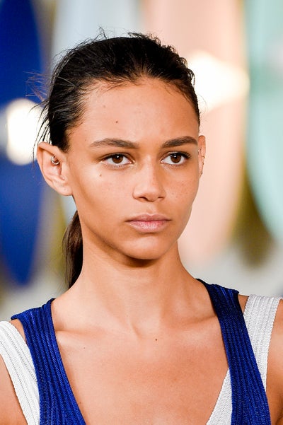 Models With Natural Hair - Essence