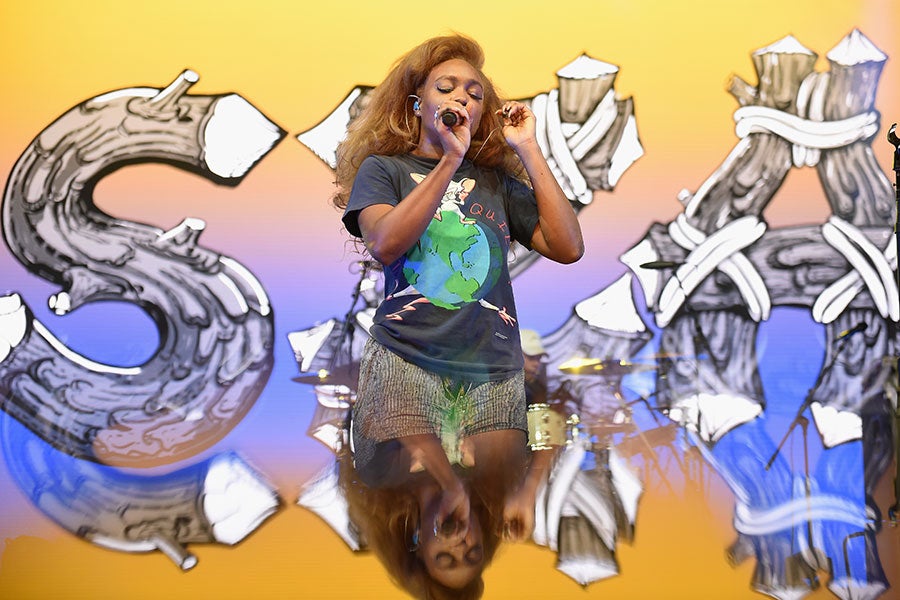 'I Actually Quit:' SZA Tweets Frustration With TDE | [site:name] | Essence