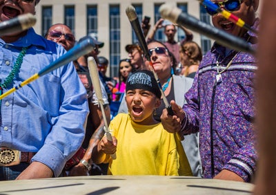 In Solidarity: 28 Powerful Photos From The Dakota Pipeline Protests ...