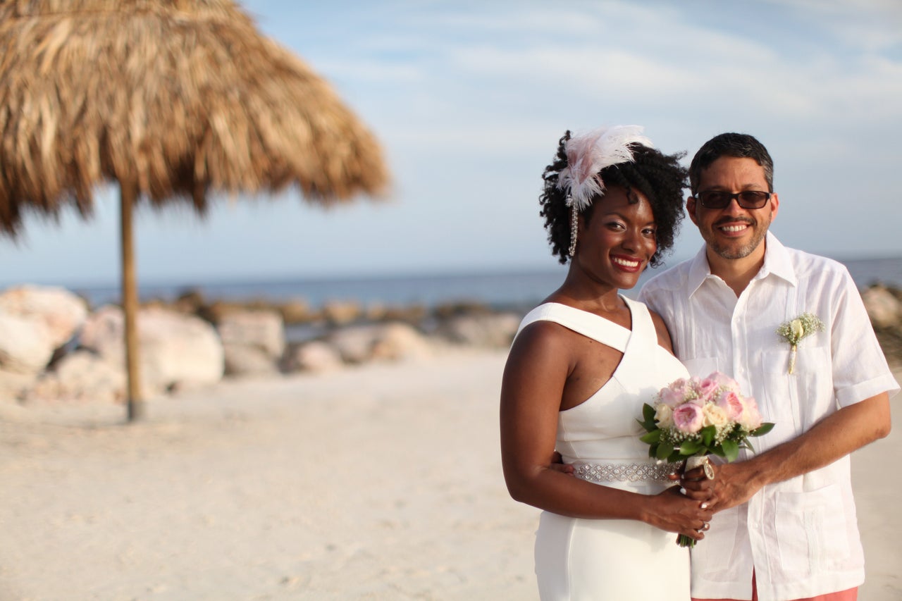 Bridal Bliss: Joy and Michael's Curacao Beach Wedding Was Super Cute ...