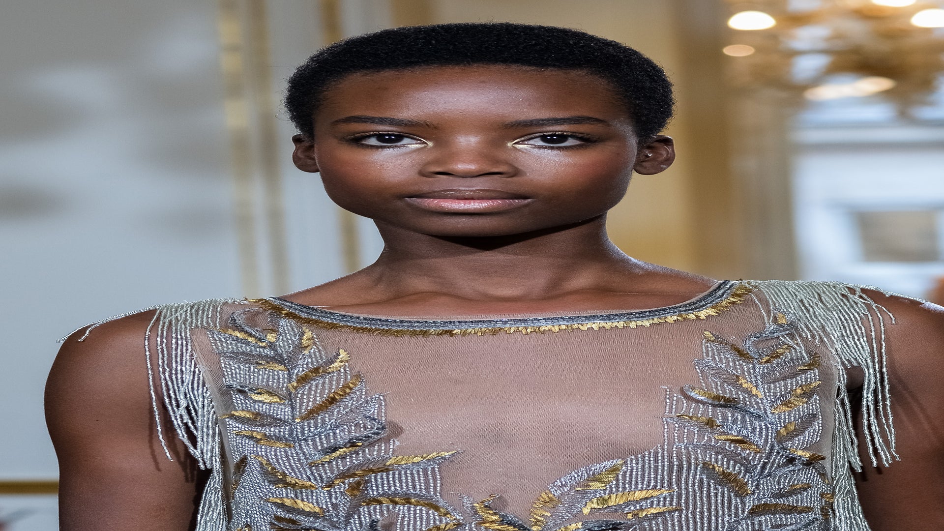 Maria Borges Models For L'Oreal - Essence