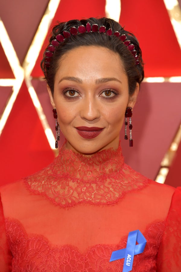 Celebs In Headpieces - Essence