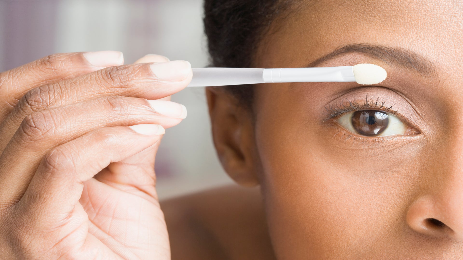 5 Eyeshadows To Try If You’re Scared of Wearing Eyeshadow - Essence