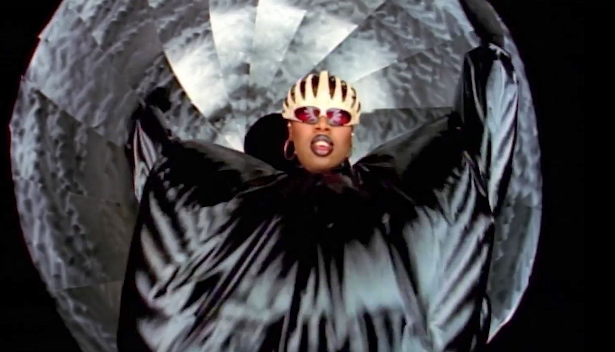Missy Elliott Covers Elle Magazine and Reflects on the Outfit That Made ...