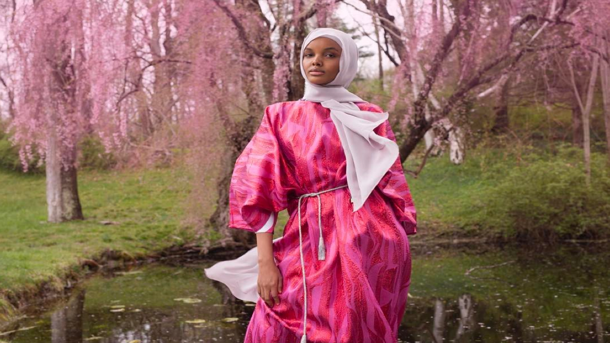 Muslim Model Halima Aden Appears in First Campaign After Signing with ...
