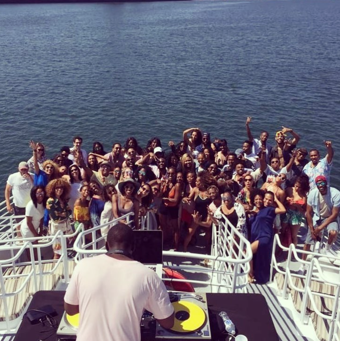 Let’s All Live Vicariously Through These Photos Of Issa Rae’s Yacht ...