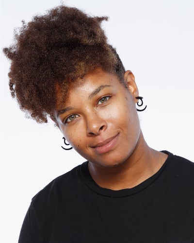 Comedy Dynasty: The Incredibly Talented Wayans Family- Essence