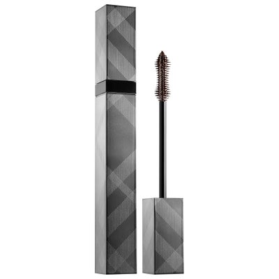 How to Wear Colored Mascara | Essence