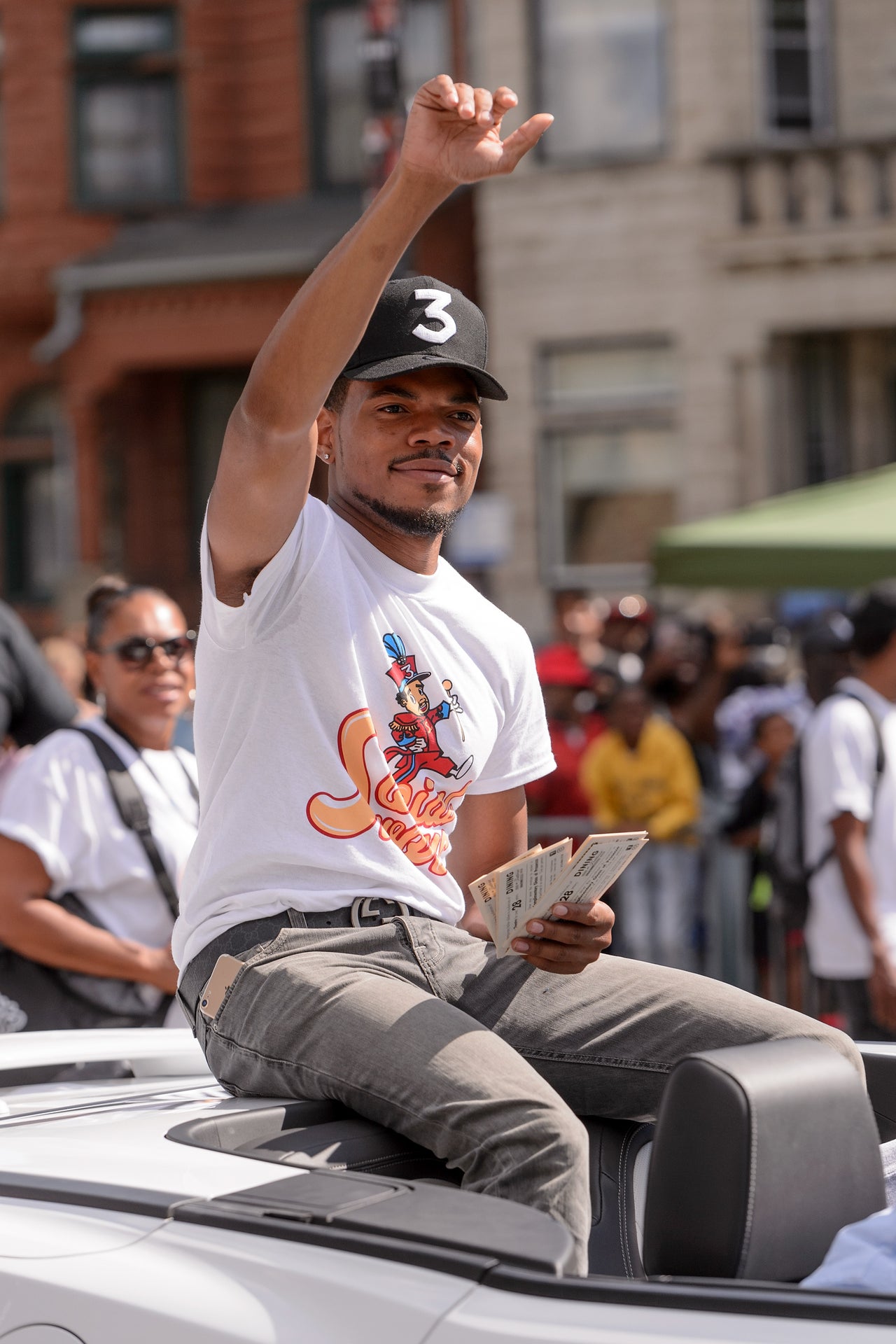Chance The Rapper Gives Unreleased Jordans To Chicago Students | [site ...