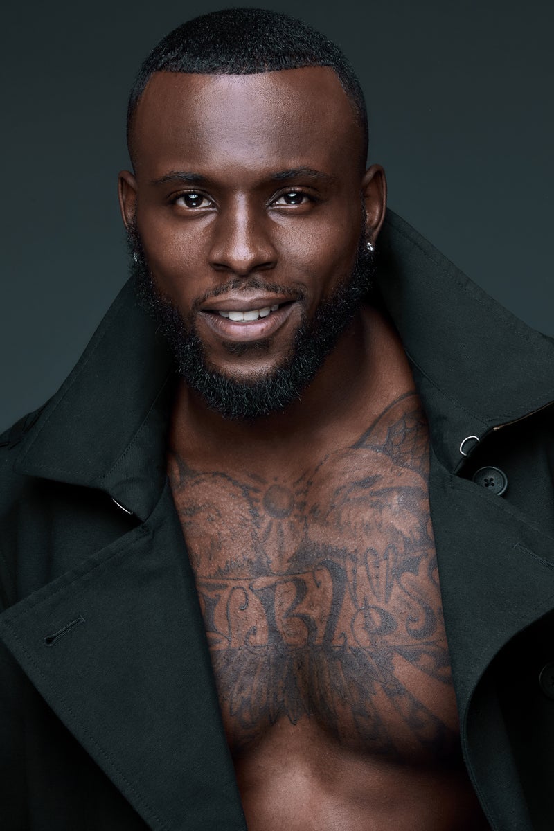 MCM Pro Athlete Travis Howard Sexy Photos Eye Candy - Essence