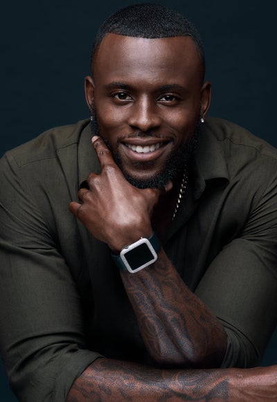 MCM Pro Athlete Travis Howard Sexy Photos Eye Candy - Essence