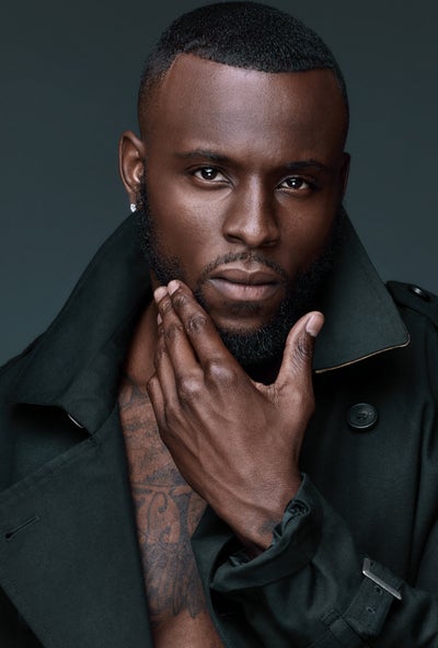 MCM Pro Athlete Travis Howard Sexy Photos Eye Candy - Essence