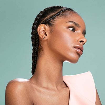 Expert Advice On Restoring Hair Edges - Essence