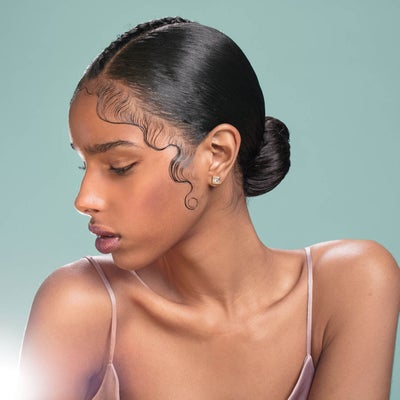 Expert Advice On Restoring Hair Edges - Essence