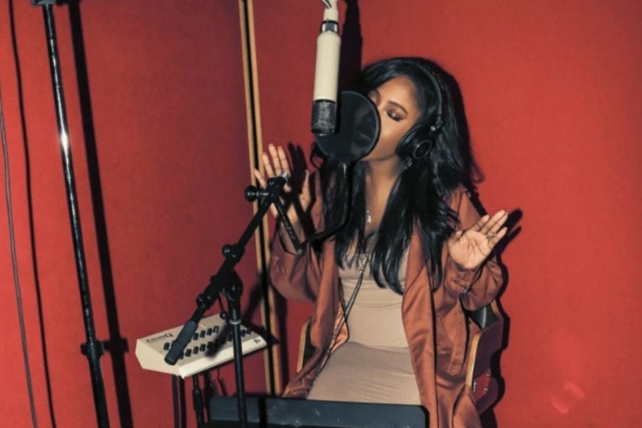 Behind The Board: Sevyn Streeter Shares Her Songwriting Process - Essence