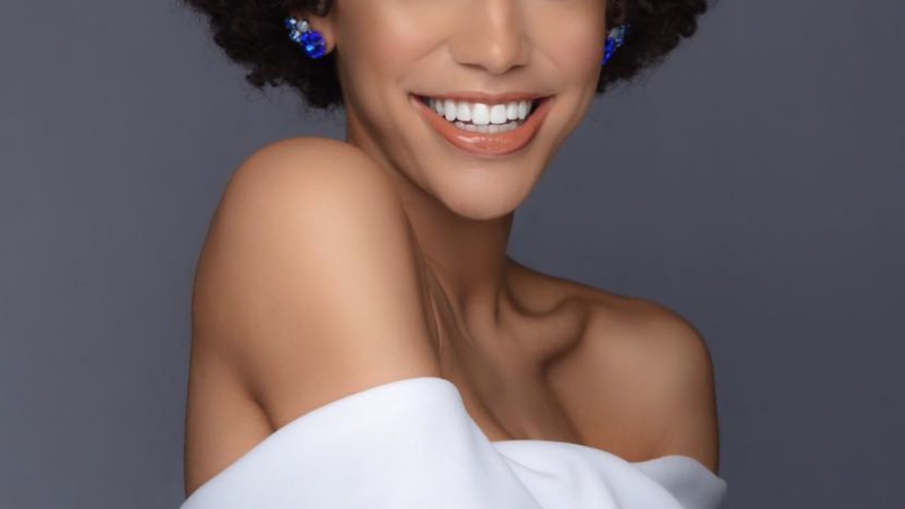 Kaliegh Garris Takes Miss Teen USA Crown Rocking Her Natural 'Fro ...