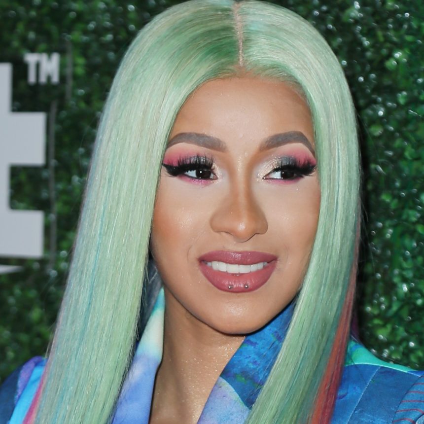 Watch Lizzo Sing The 'Soul Glo' Theme Song - Essence