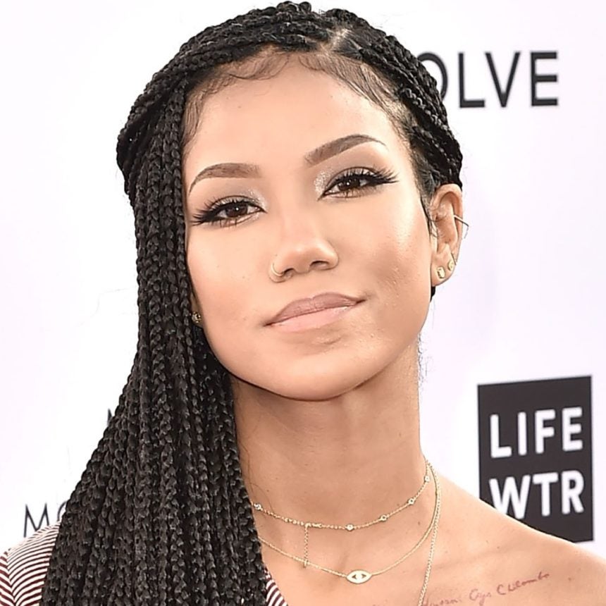 We're Loving Issa Rae's Acceptance Speech - Essence